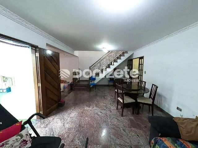 Casa / Sobrado para Venda em Santo André/SP Vila Curuçá 3 Quartos