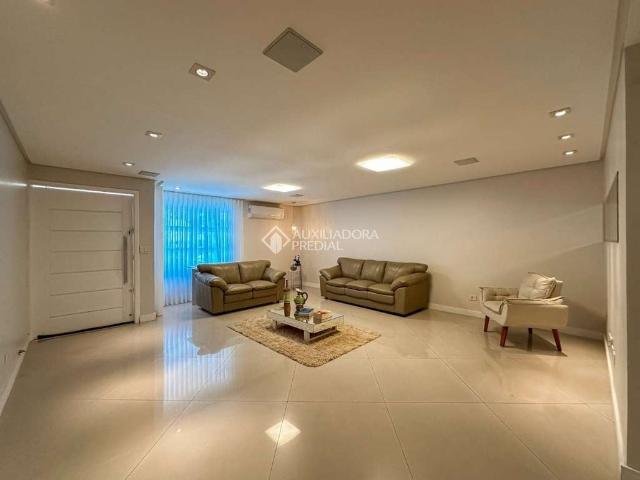 Casa / Sobrado para Venda em Santo André/SP Vila Assunção 6 Quartos