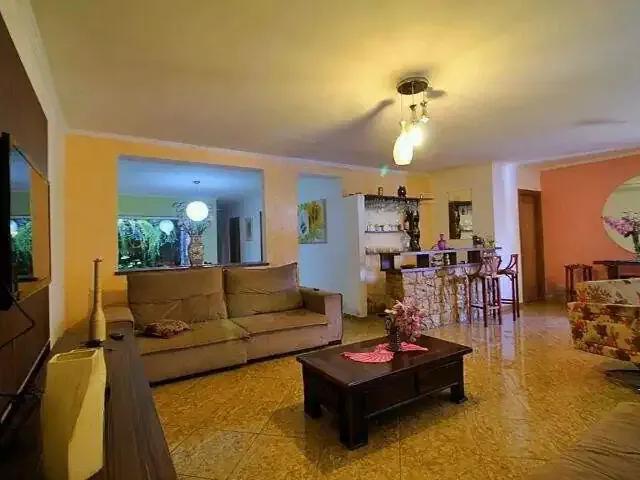 Casa / Sobrado para Venda em Santo André/SP Vila Humaitá 4 Quartos