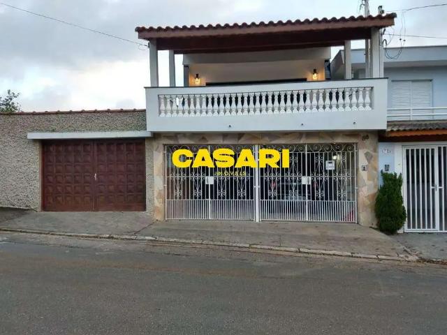 Casa / Sobrado para Venda em Santo André/SP Vila Scarpelli 4 Quartos