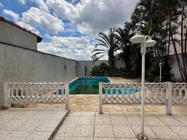 Casa / Sobrado para Venda em Santo André/SP Vila Scarpelli 5 Quartos