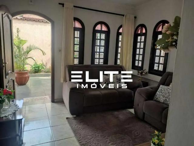 Casa / Sobrado para Venda em Santo André/SP Vila Vitória 6 Quartos