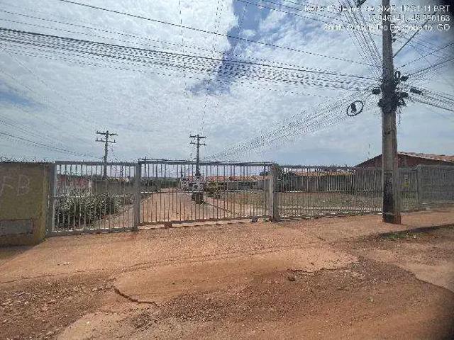 Casa / Sobrado para Venda em Santo Antônio do Descoberto/GO Fazenda Capoeirinha 2 Quartos