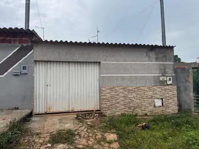Casa / Sobrado para Venda em Santo Antônio do Descoberto/GO Jardim de Alá 2 Quartos