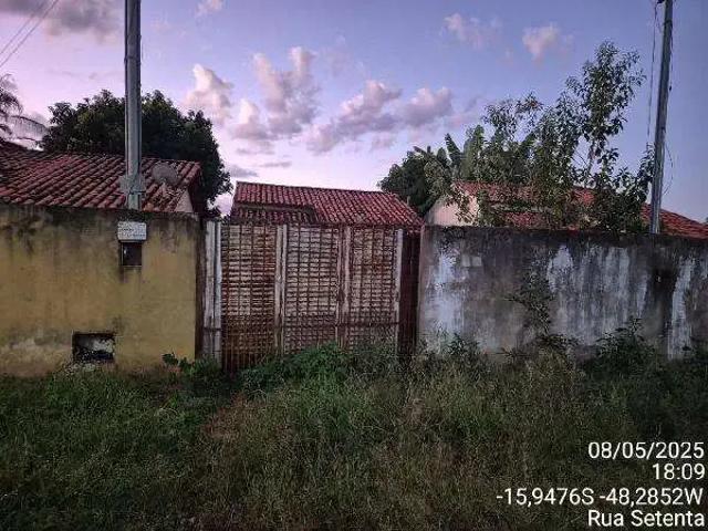Casa / Sobrado para Venda em Santo Antônio do Descoberto/GO Mansões Bittencourt 2 Quartos