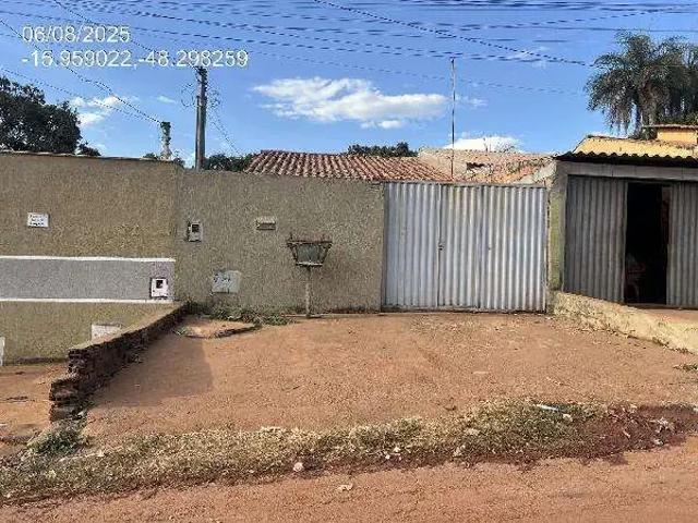 Casa / Sobrado para Venda em Santo Antônio do Descoberto/GO Parque Estrela Dalva XII 2 Quartos