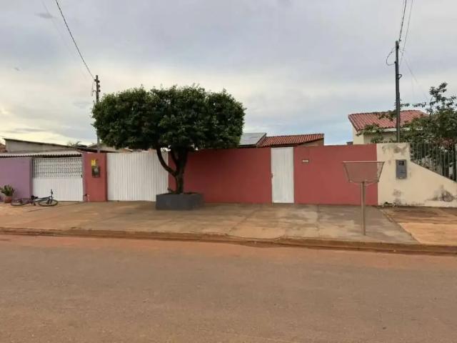 Casa / Sobrado para Venda em Santo Antônio do Leste/MT Centro 4 Quartos