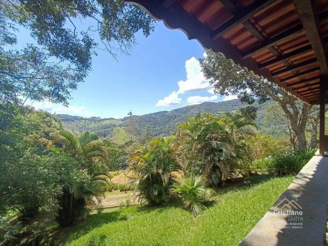 Casa / Sobrado para Venda em Santo Antônio do Pinhal/SP Centro 4 Quartos
