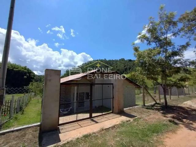 Casa / Sobrado para Venda em Santo Antônio do Pinhal/SP Centro 3 Quartos