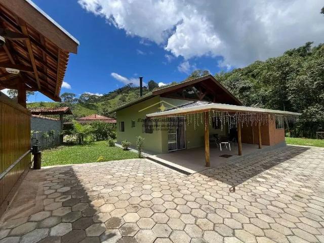 Casa / Sobrado para Venda em Santo Antônio do Pinhal/SP Centro 3 Quartos