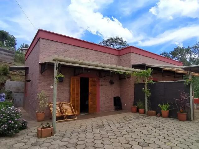 Casa / Sobrado para Venda em Santo Antônio do Pinhal/SP Zona Rural 3 Quartos