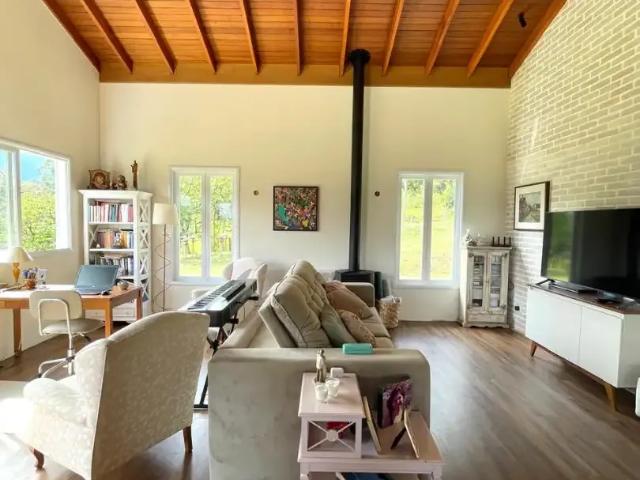 Casa / Sobrado para Venda em Santo Antônio do Pinhal/SP Zona Rural 1 Quartos