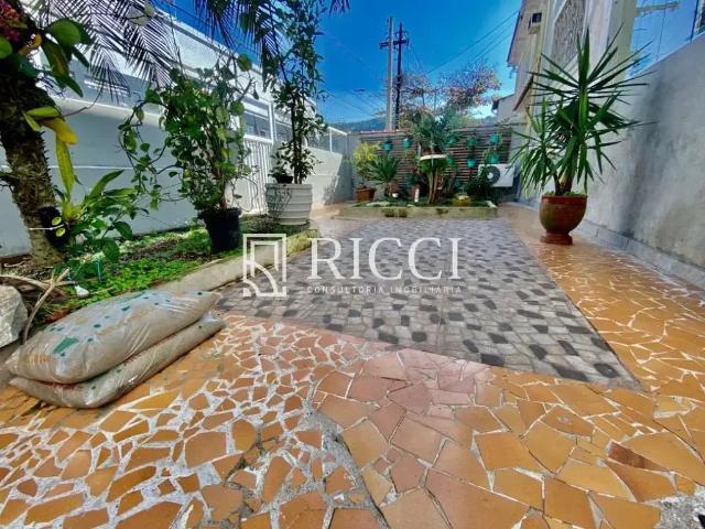 Casa / Sobrado para Venda em Santos/SP Vila Belmiro 3 Quartos