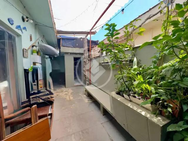 Casa / Sobrado para Venda em Santos/SP Vila São Jorge 4 Quartos
