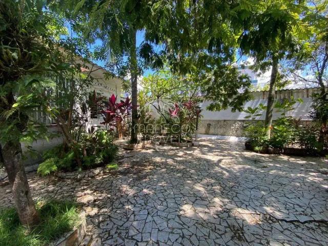 Casa / Sobrado para Venda em Santos/SP Vila São Jorge 2 Quartos