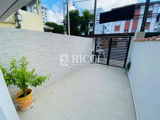Casa / Sobrado para Venda em Santos/SP Aparecida 2 Quartos