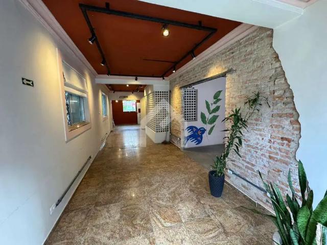Casa / Sobrado para Venda em Santos/SP Aparecida