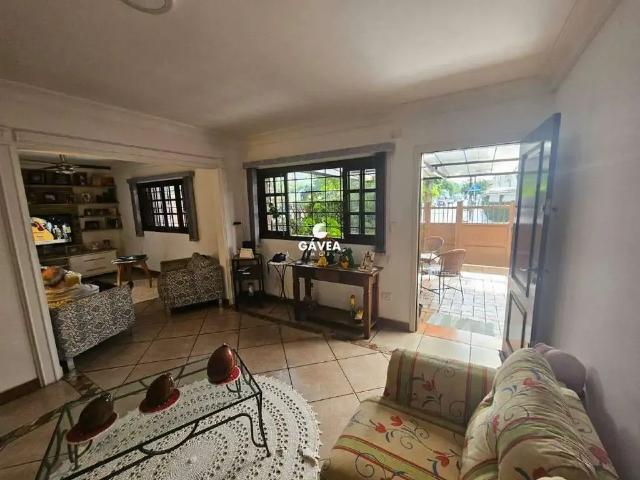 Casa / Sobrado para Venda em Santos/SP Aparecida 5 Quartos