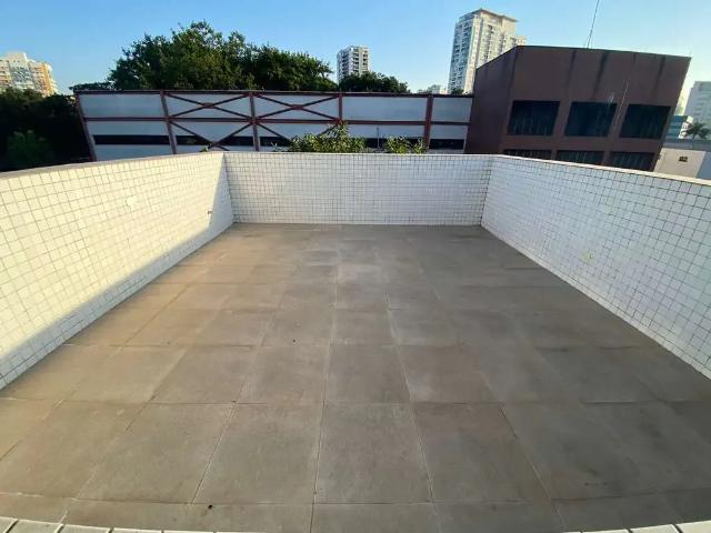 Casa / Sobrado para Venda em Santos/SP Boqueirão 3 Quartos
