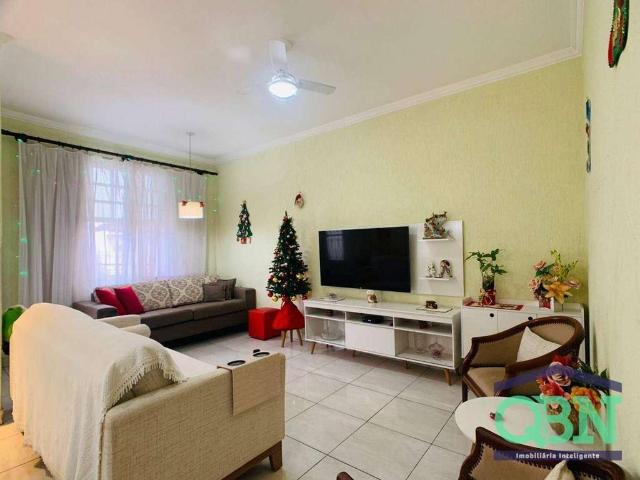 Casa / Sobrado para Venda em Santos/SP Boqueirão 3 Quartos
