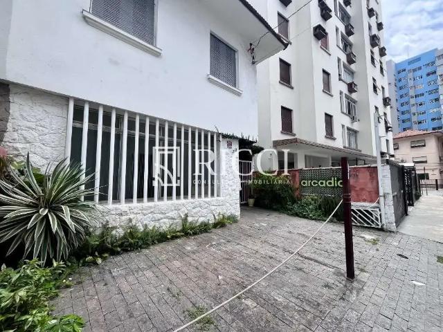 Casa / Sobrado para Venda em Santos/SP Boqueirão 3 Quartos