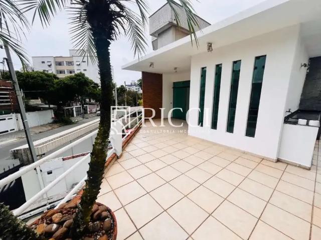 Casa / Sobrado para Venda em Santos/SP Boqueirão 3 Quartos