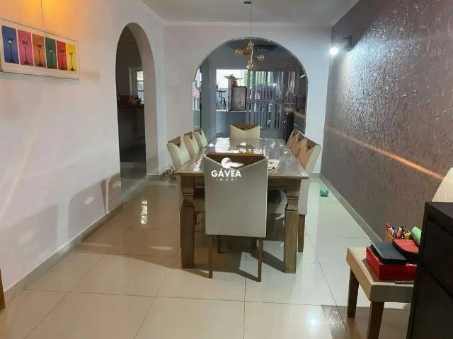 Casa / Sobrado para Venda em Santos/SP Boqueirão 3 Quartos