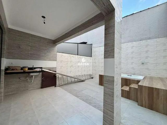 Casa / Sobrado para Venda em Santos/SP Boqueirão 3 Quartos