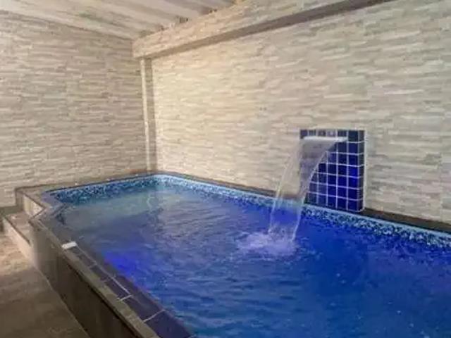 Casa / Sobrado para Venda em Santos/SP Boqueirão 3 Quartos