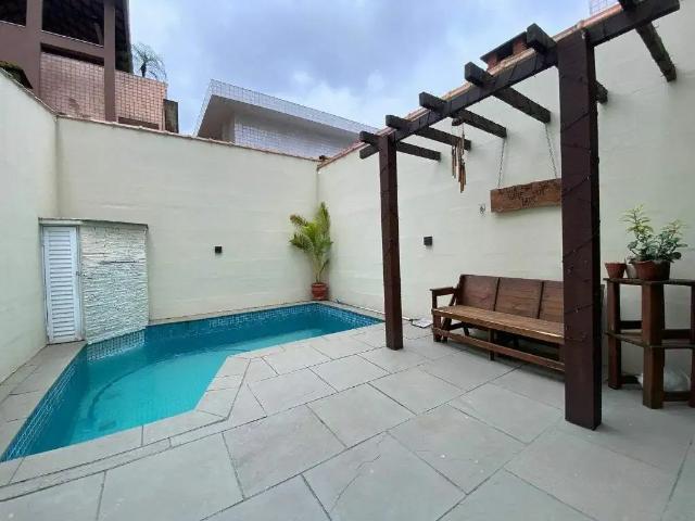 Casa / Sobrado para Venda em Santos/SP Boqueirão 4 Quartos