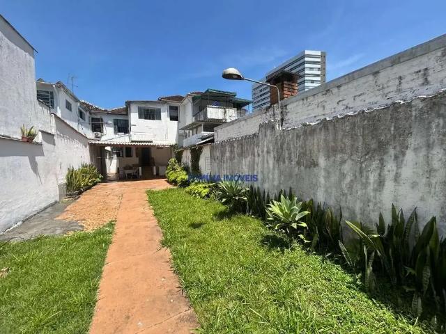 Casa / Sobrado para Venda em Santos/SP Campo Grande 3 Quartos