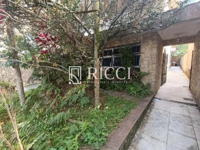 Casa / Sobrado para Venda em Santos/SP Campo Grande 3 Quartos
