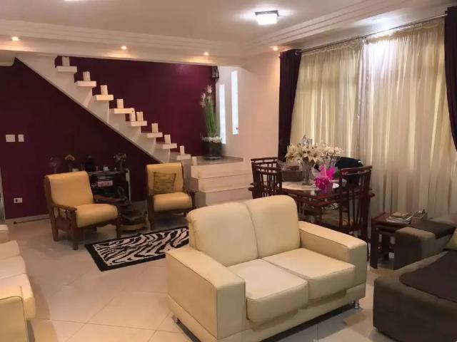 Casa / Sobrado para Venda em Santos/SP Campo Grande 3 Quartos