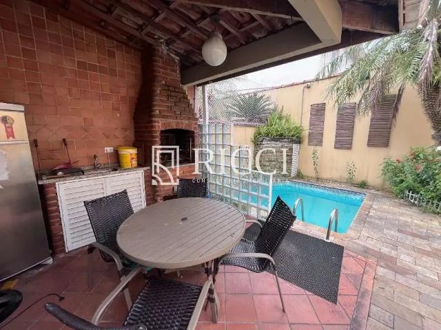 Casa / Sobrado para Venda em Santos/SP Campo Grande 3 Quartos