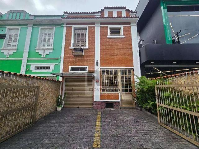 Casa / Sobrado para Venda em Santos/SP Campo Grande 4 Quartos