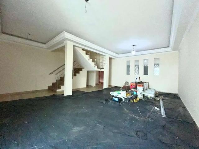 Casa / Sobrado para Venda em Santos/SP Campo Grande 4 Quartos