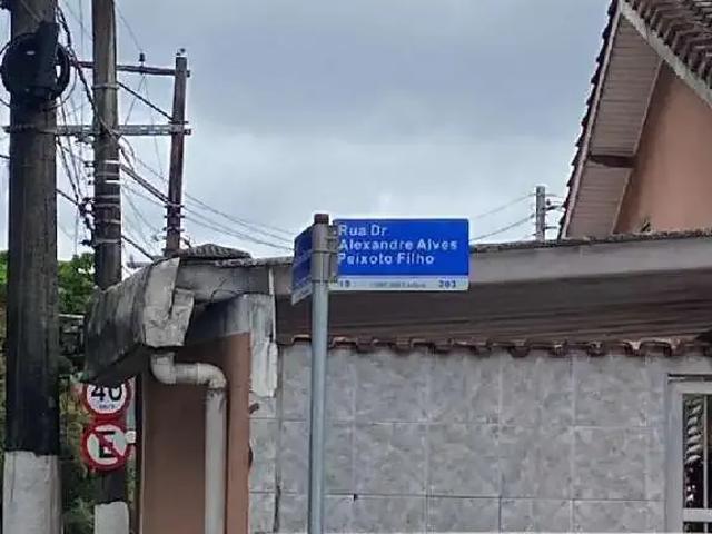 Casa / Sobrado para Venda em Santos/SP Castelo 2 Quartos