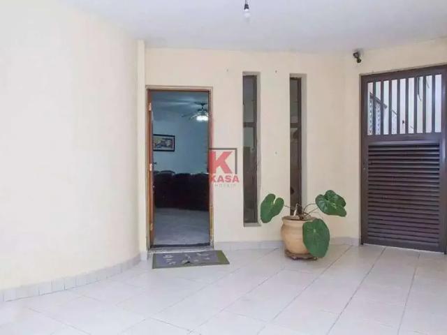 Casa / Sobrado para Venda em Santos/SP Embaré 3 Quartos