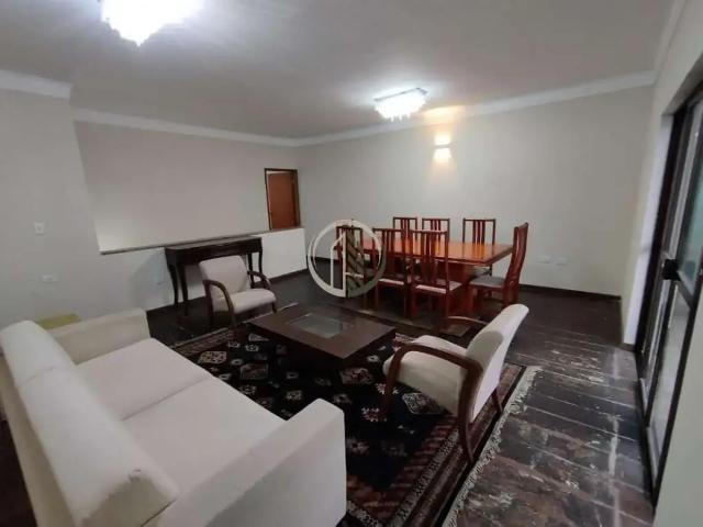 Casa / Sobrado para Venda em Santos/SP Embaré 3 Quartos