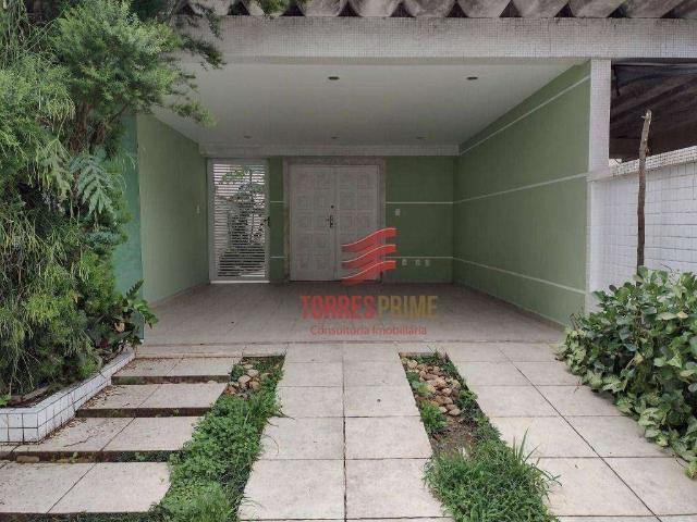 Casa / Sobrado para Venda em Santos/SP Embaré 3 Quartos