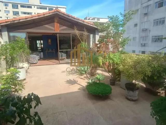 Casa / Sobrado para Venda em Santos/SP Embaré 3 Quartos
