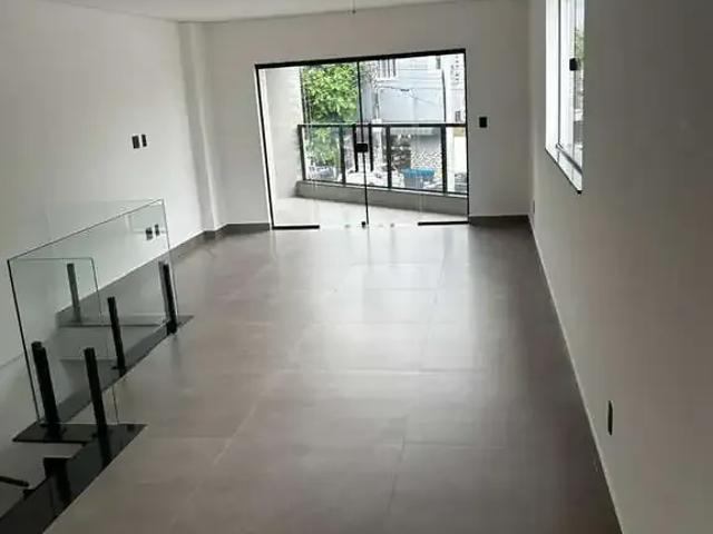 Casa / Sobrado para Venda em Santos/SP Embaré 3 Quartos