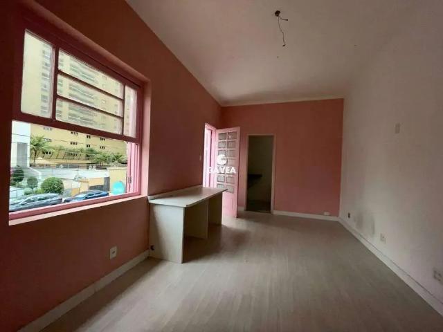 Casa / Sobrado para Venda em Santos/SP Embaré 4 Quartos