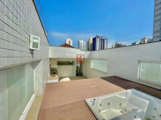 Casa / Sobrado para Venda em Santos/SP Embaré 4 Quartos