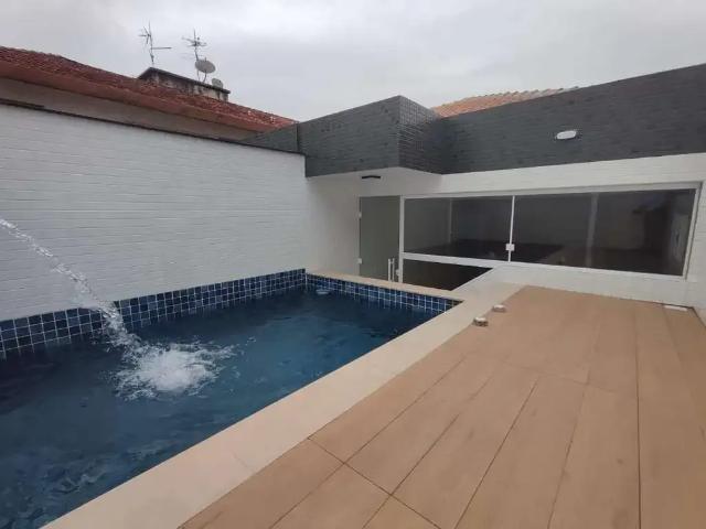 Casa / Sobrado para Venda em Santos/SP Embaré 4 Quartos