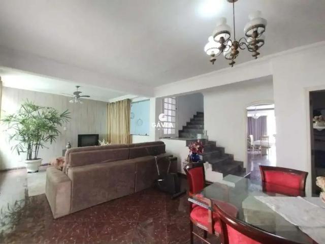 Casa / Sobrado para Venda em Santos/SP Embaré 4 Quartos