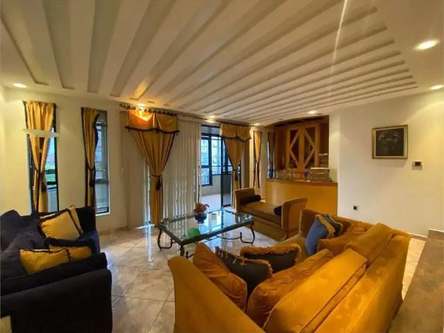 Casa / Sobrado para Venda em Santos/SP Embaré 5 Quartos