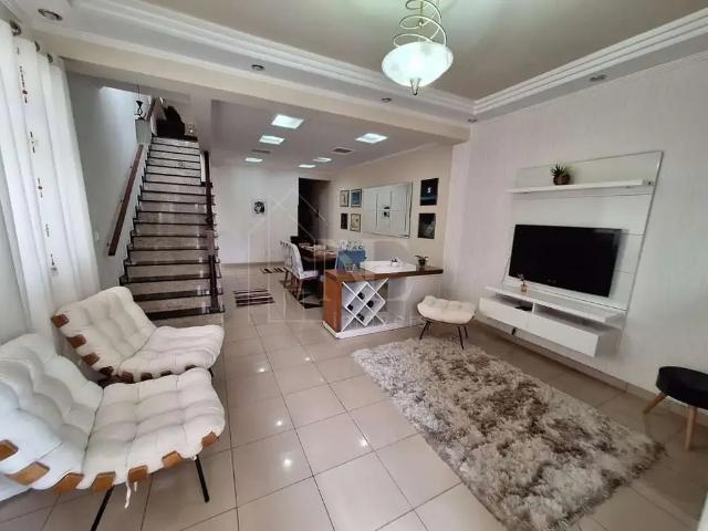 Casa / Sobrado para Venda em Santos/SP Embaré 6 Quartos