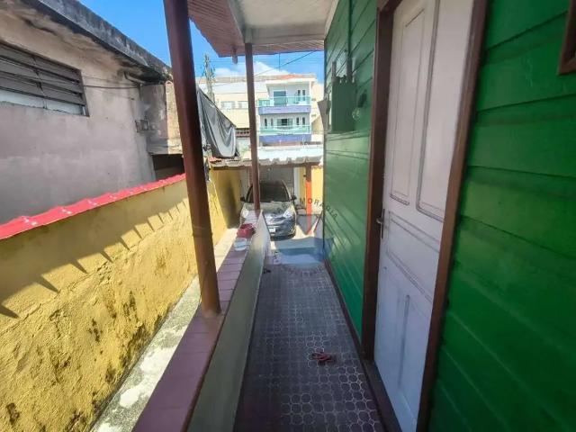Casa / Sobrado para Venda em Santos/SP Estuário 2 Quartos