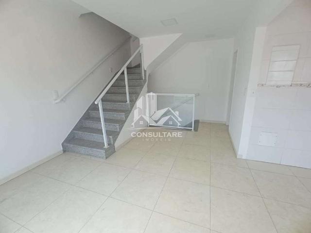 Casa / Sobrado para Venda em Santos/SP Estuário 2 Quartos
